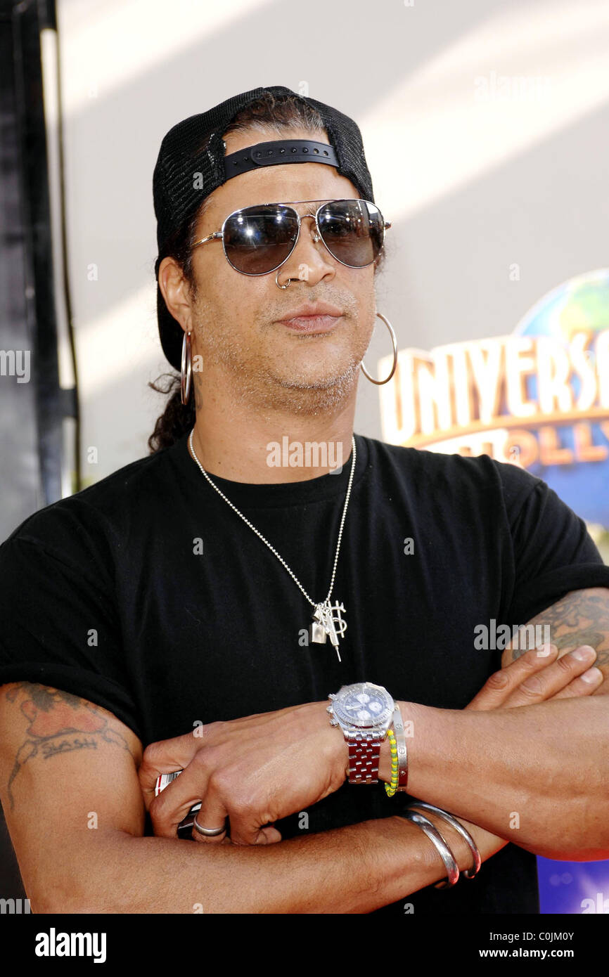 Slash Los Angeles Premiere of 'The Mummy: Tomb Of The Dragon Emperor ...