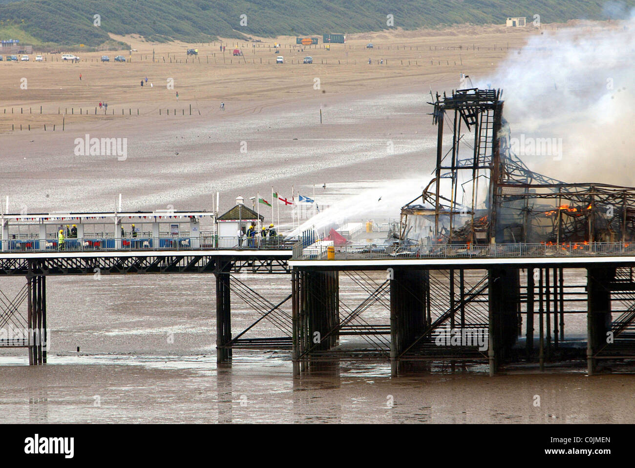 Weston super mares grand pier hi-res stock photography and images - Alamy