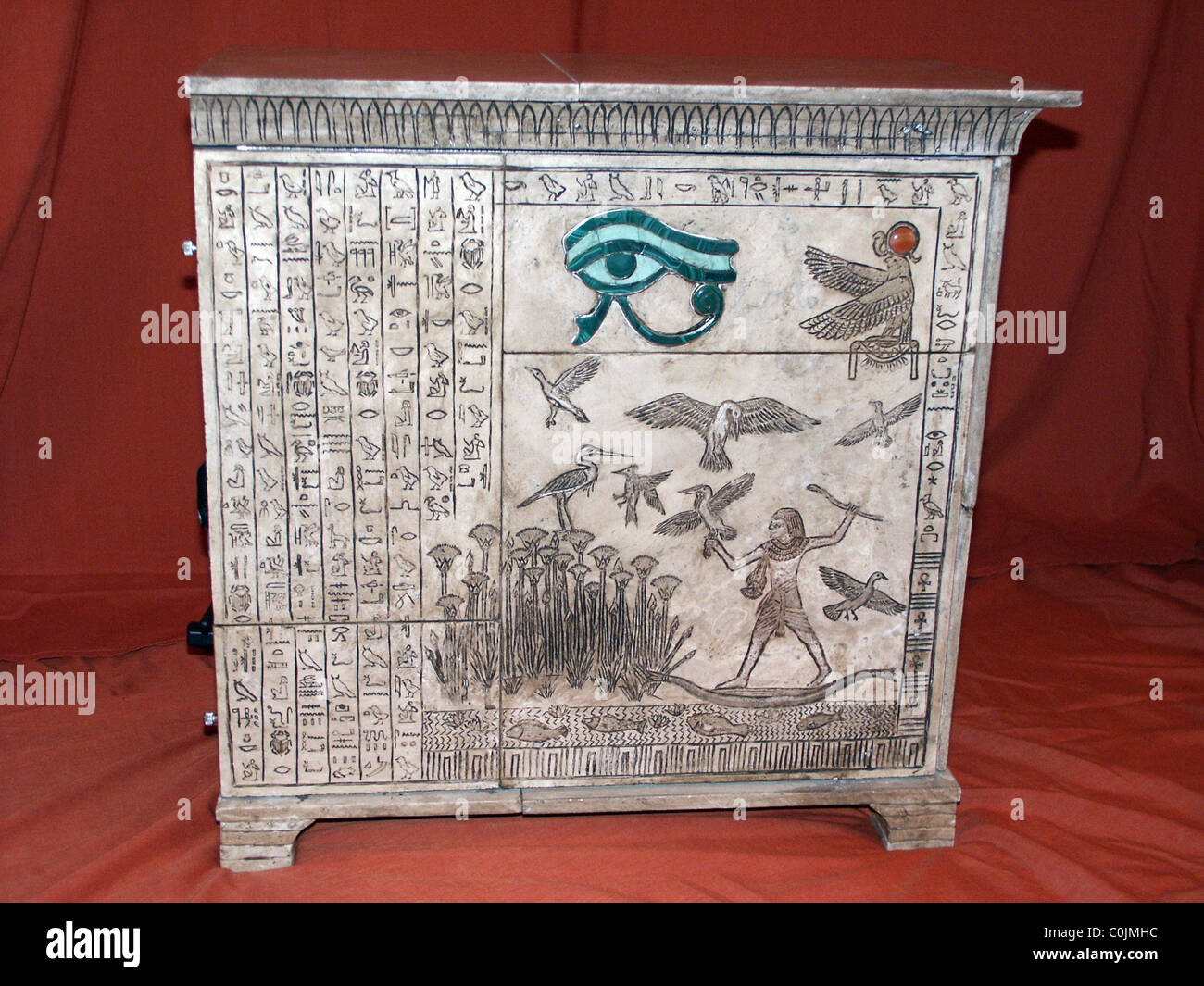 * STORE YOUR COMPUTER IN A JEWEL-ENCRUSTED EGYPTIAN CASE Out of all the ...