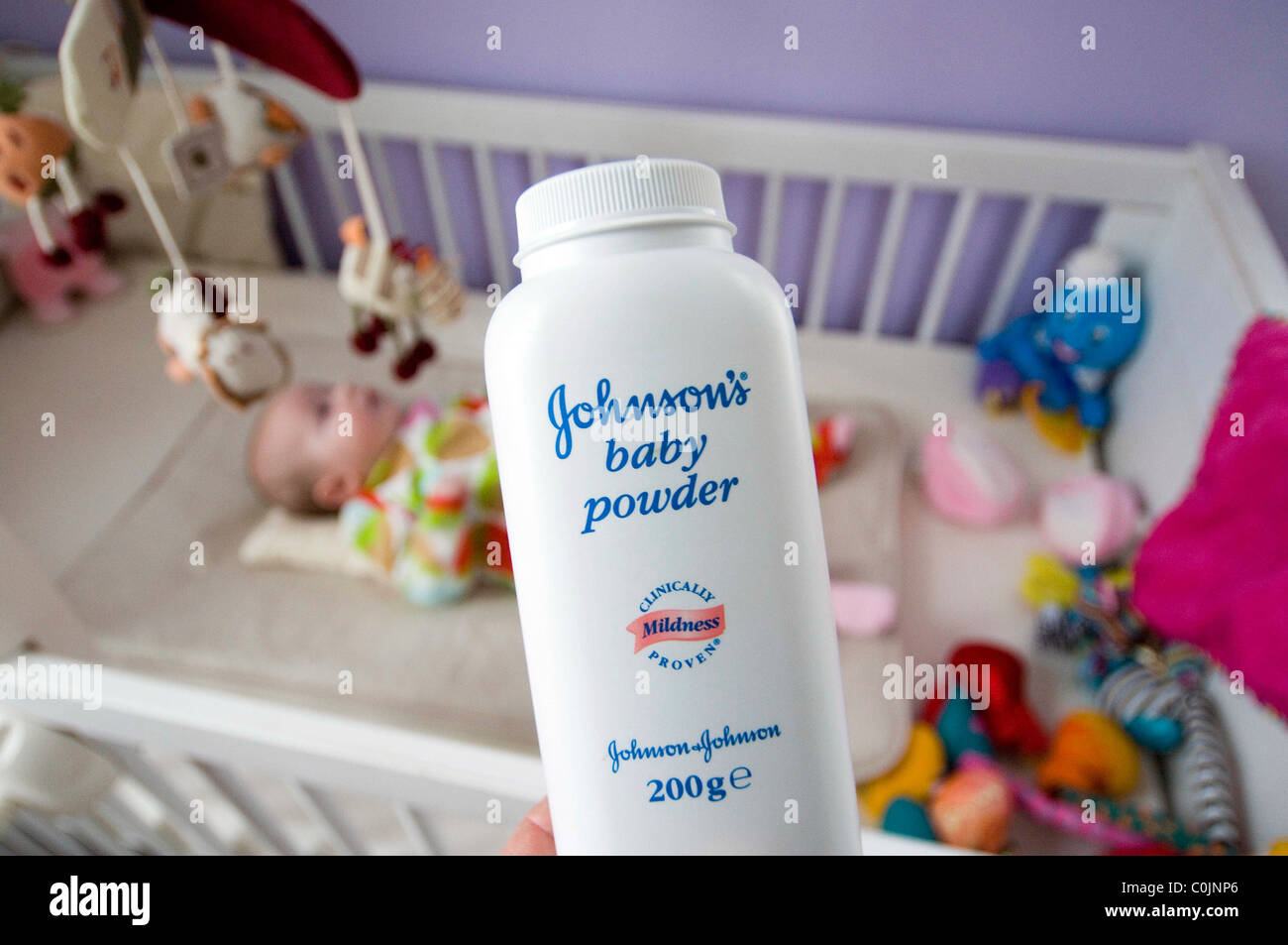 Johnson's baby powder talc hi-res stock photography and images - Alamy