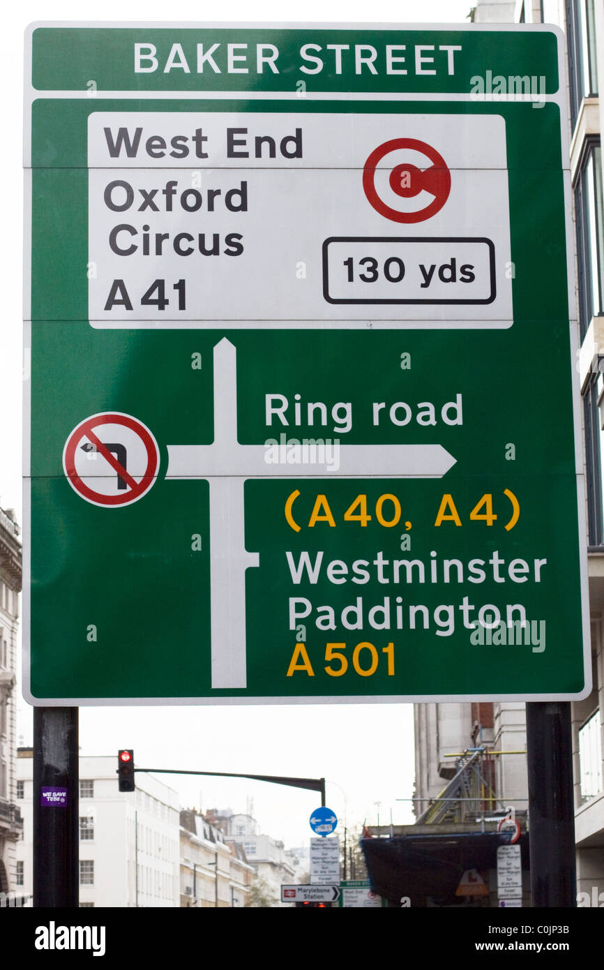 A4 road sign hi-res stock photography and images - Alamy
