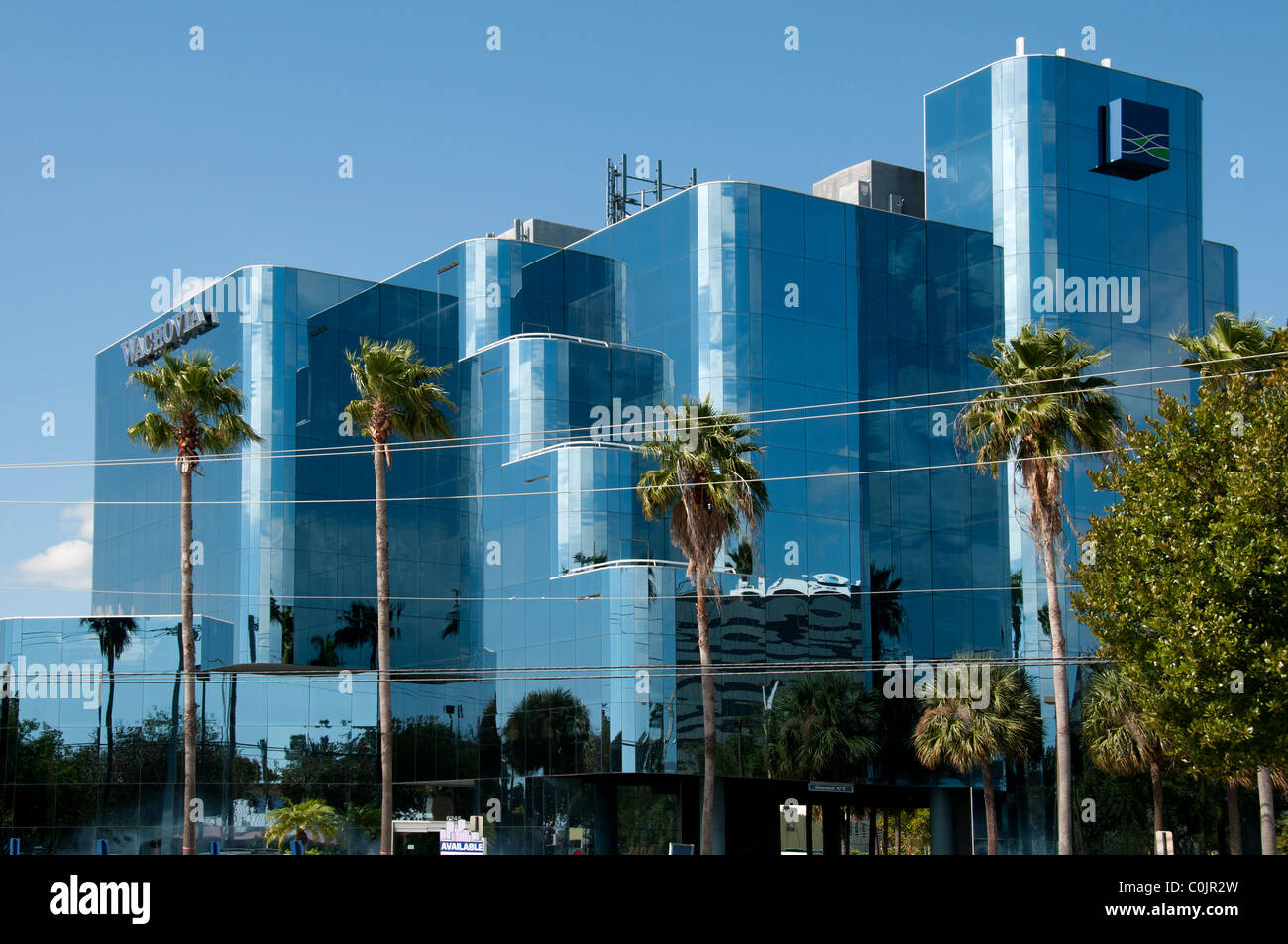 Modern glass office building Stock Photo - Alamy