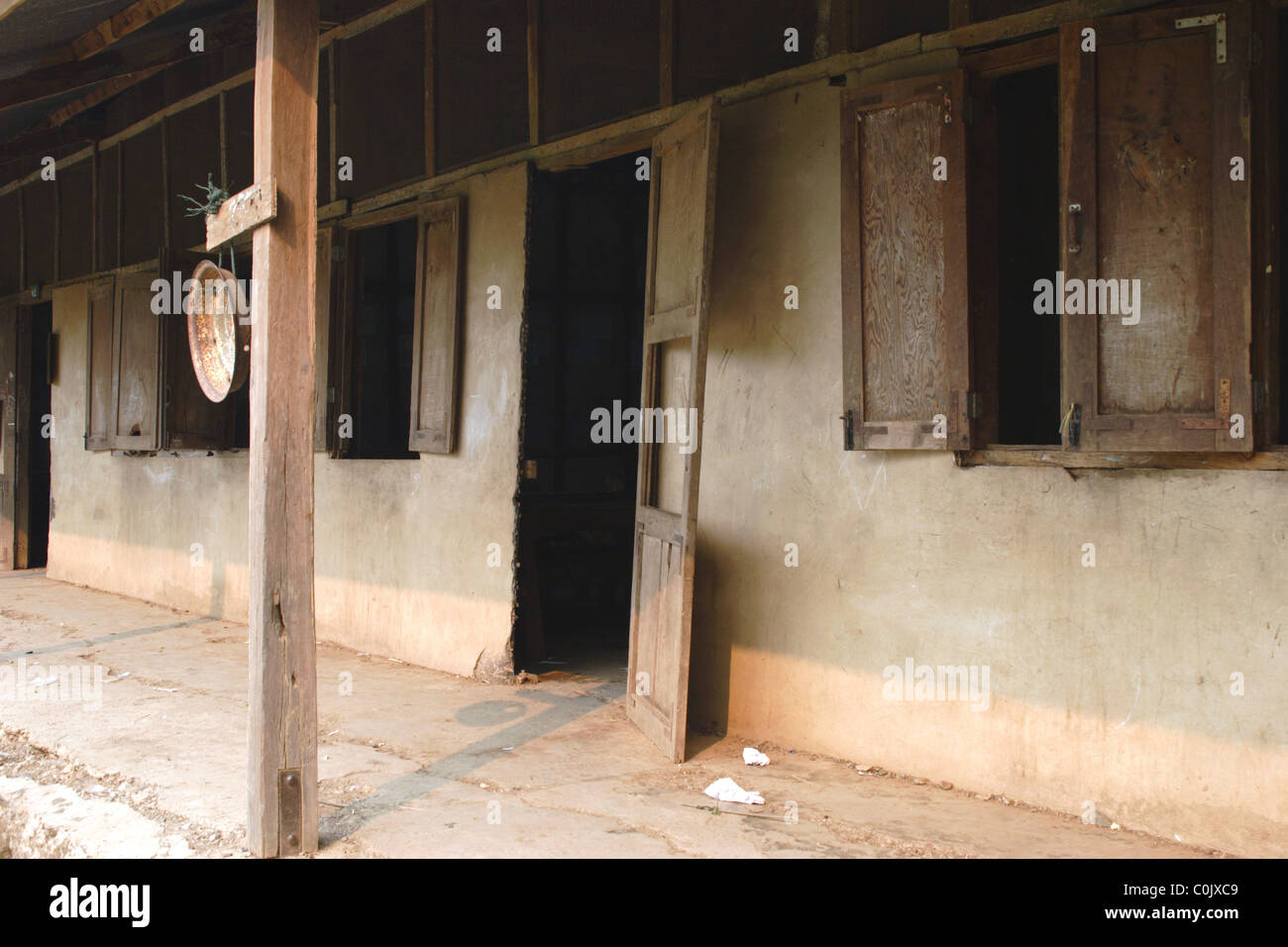 Old Rundown School Stock Photos & Old Rundown School Stock Images - Alamy