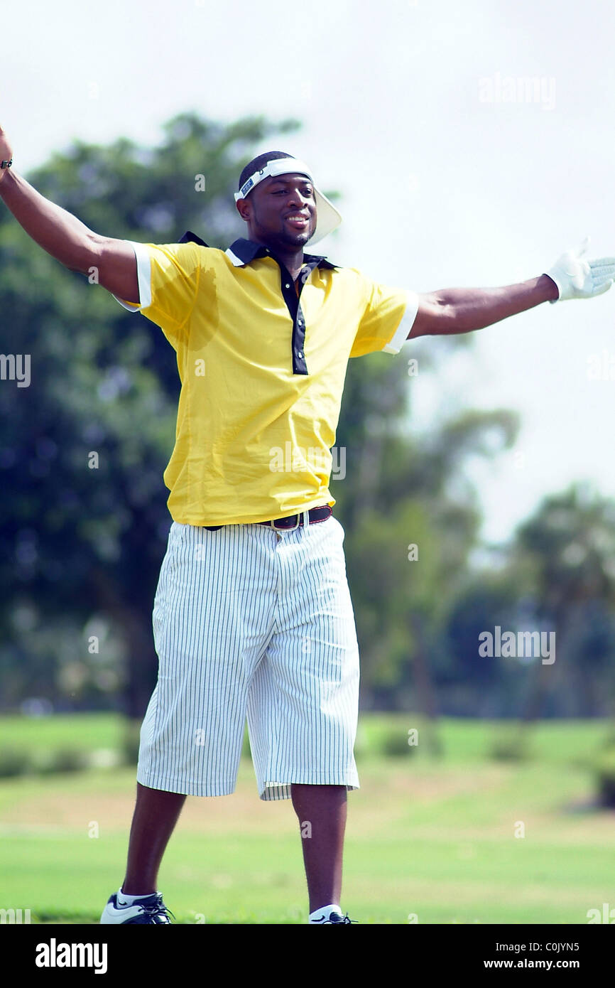 Dwyane Wade aka Flash alongside a host of friends from the world of ...