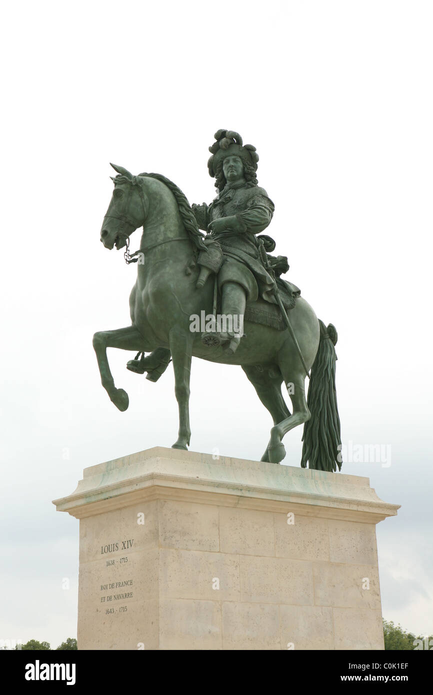 Louis 14th hi-res stock photography and images - Alamy
