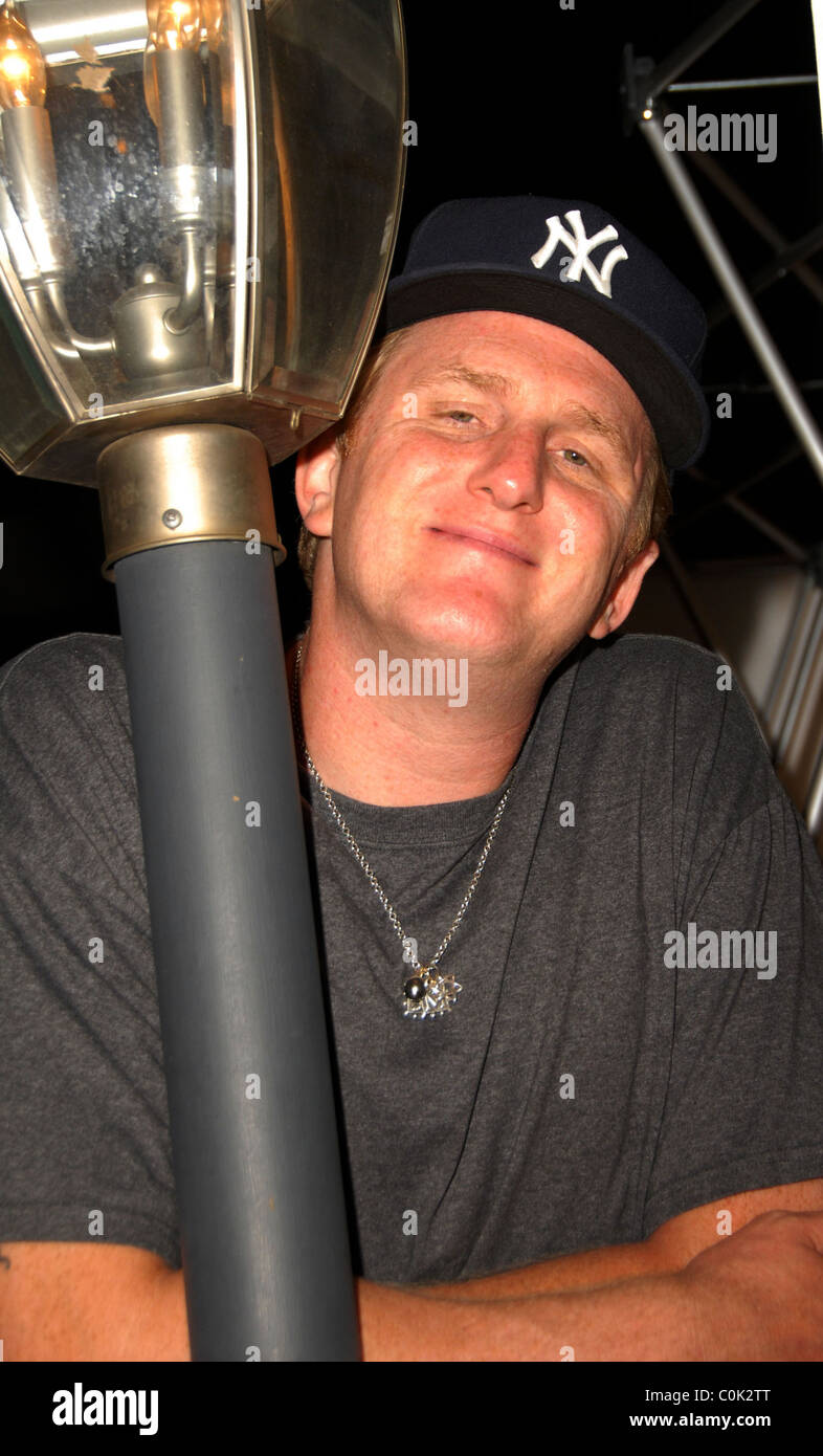 Michael Rappaport Ashanti and Goapele Kick-Off Heineken Red Star Soul ...