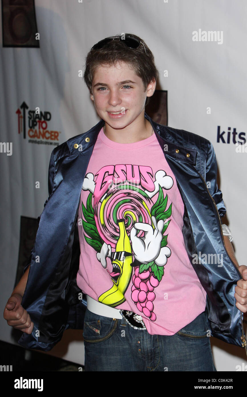 Cole Smith Camila Alves launches her Muxo handbag collection at Kitson ...