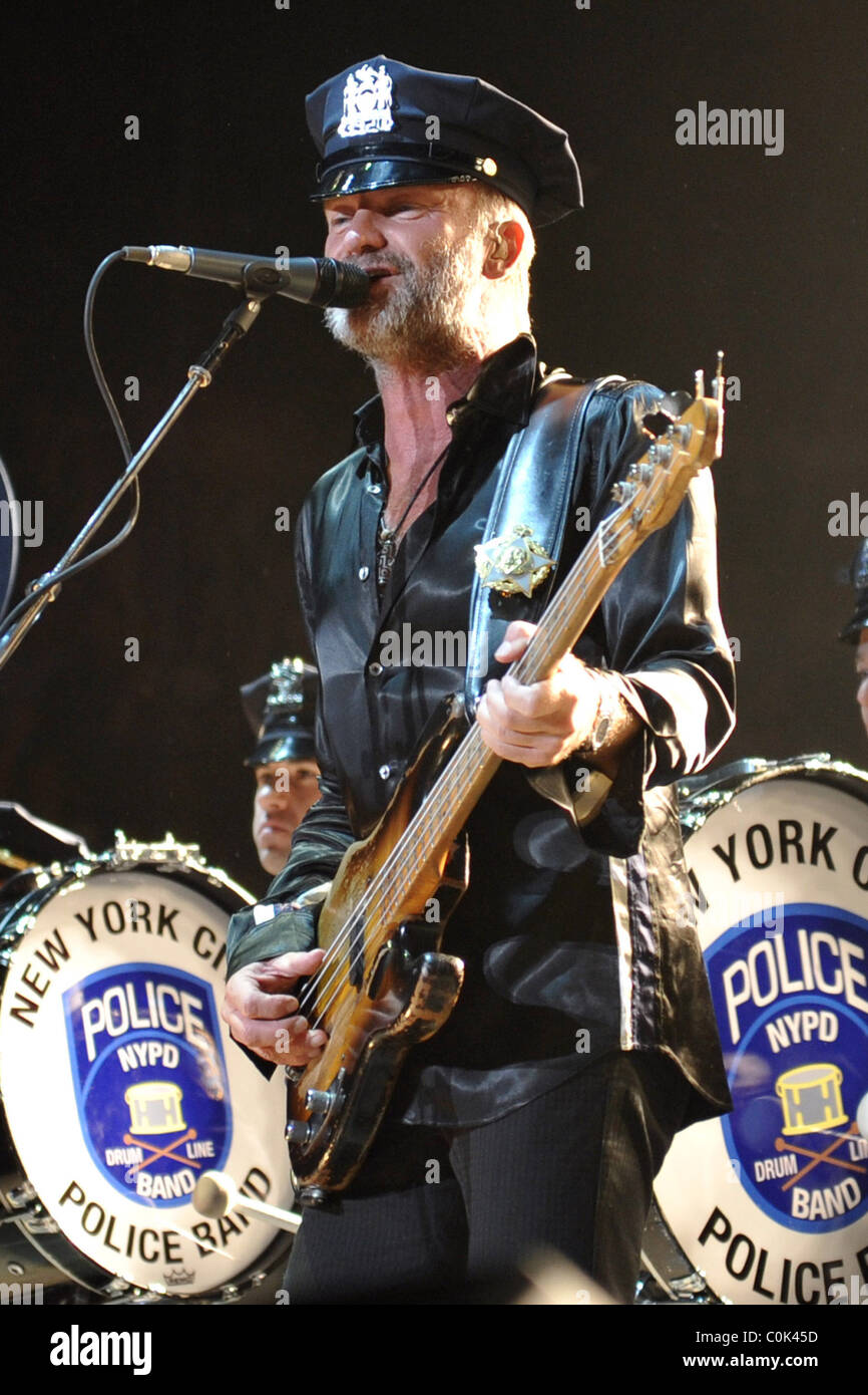 The police reunion tour hi-res stock photography and images - Alamy