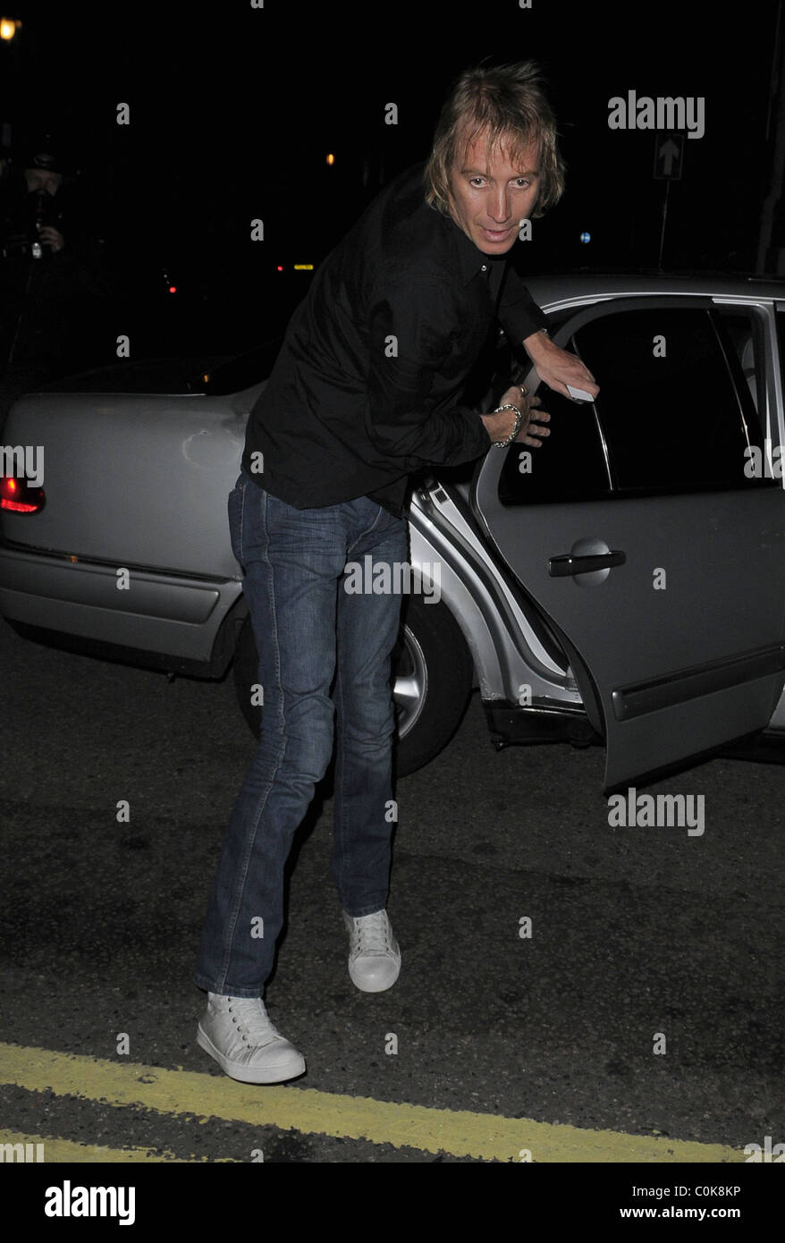 Rhys Ifans and Kimberly Stewart appeared to still be rather coy about ...