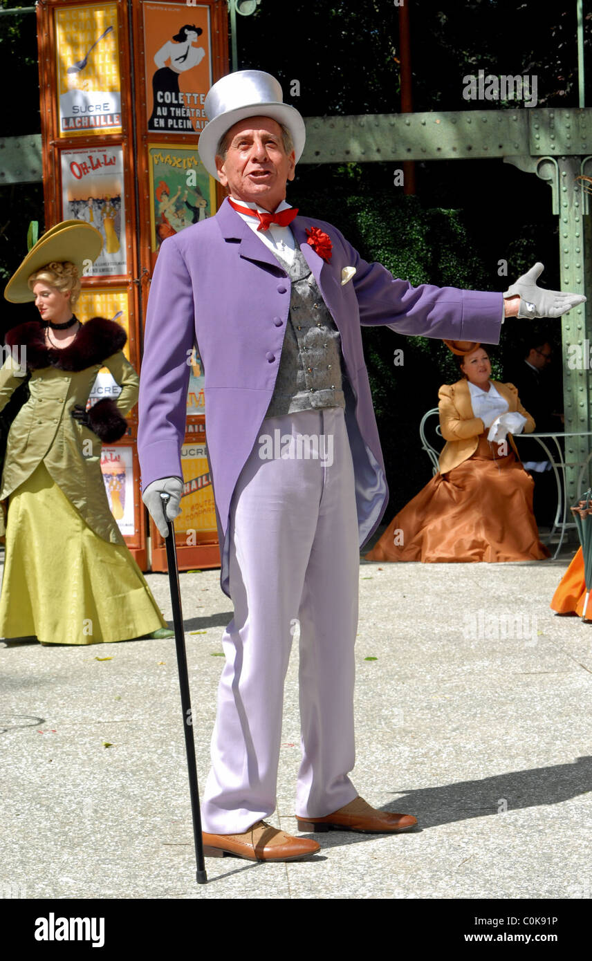 Chaim Topol Gigi - Photocall Gigi, directed by Timothy Sheader and ...