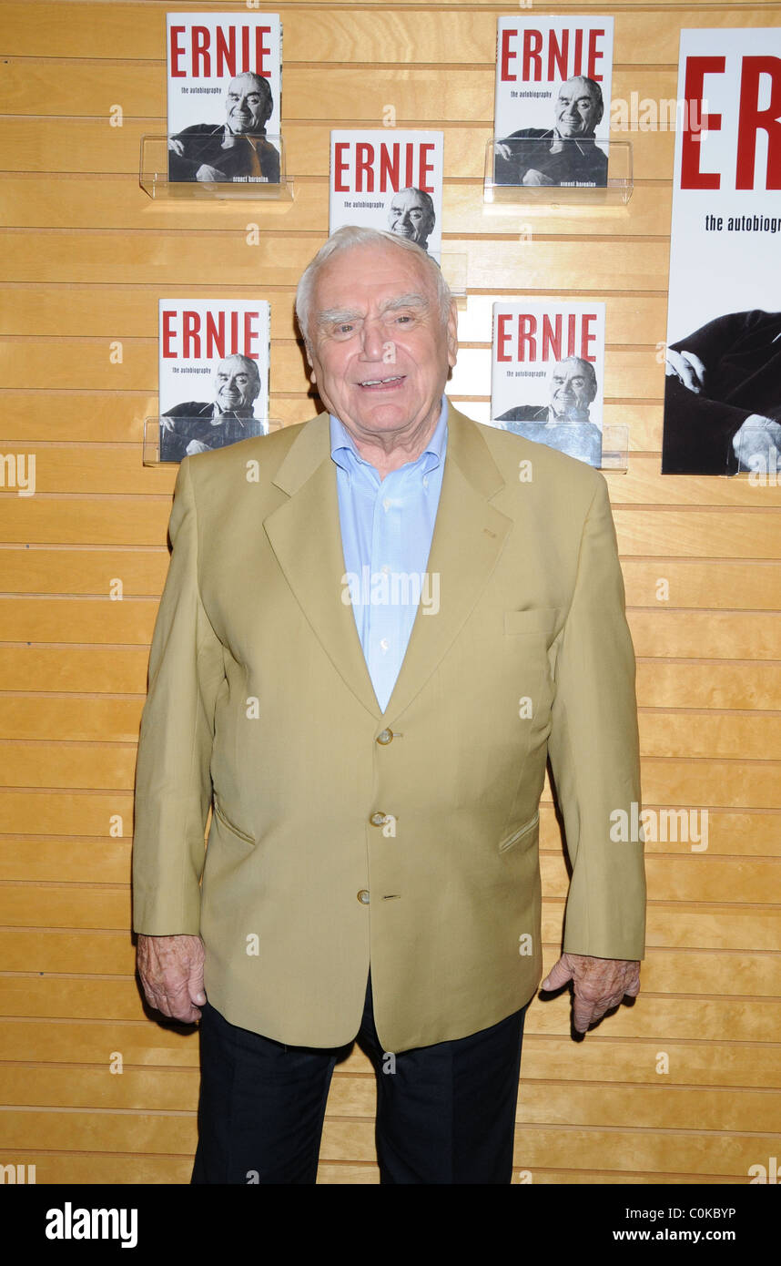 Ernest Borgnine signs copies of 'Ernie The Autobiography' at Barnes and ...