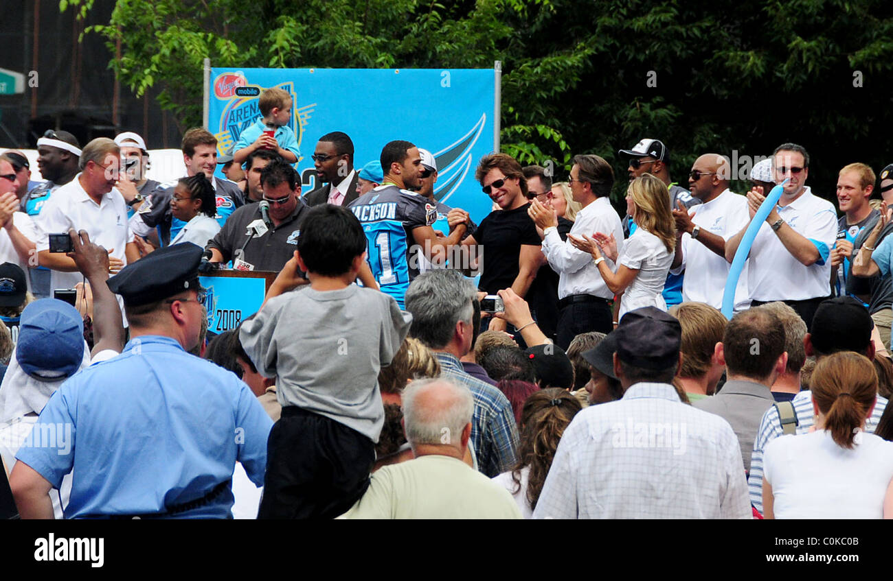 Jon Bon Jovi Philadelphia Soul Championship Parade for Arena Football ...