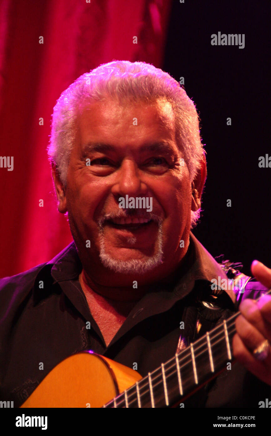 Paul Reyes The Gipsy Kings perform at the Greek Theatre Los Angeles ...