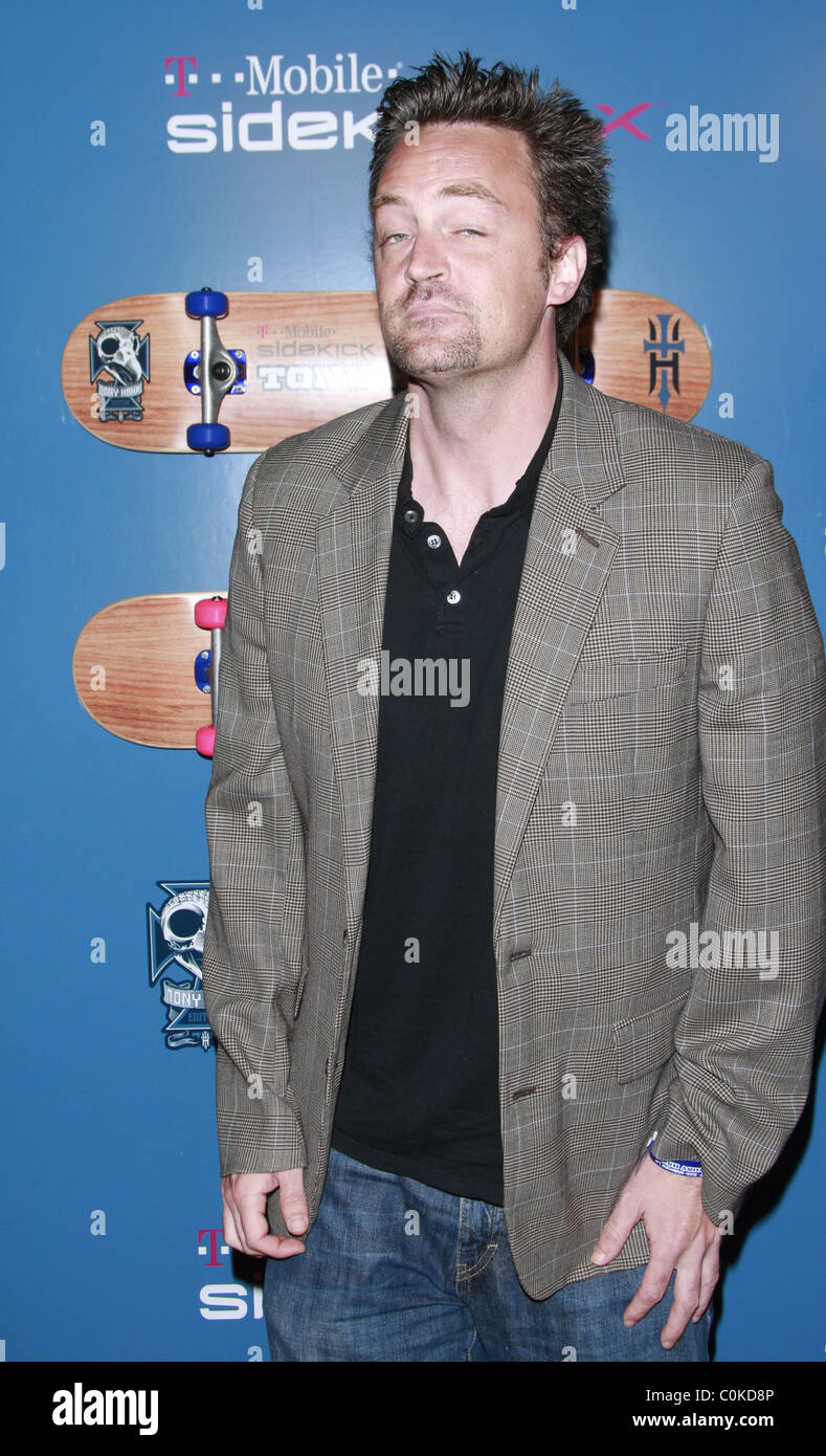 Matthew Perry The Launch Party of the T-Mobile Sidekick LX Tony Hawk ...