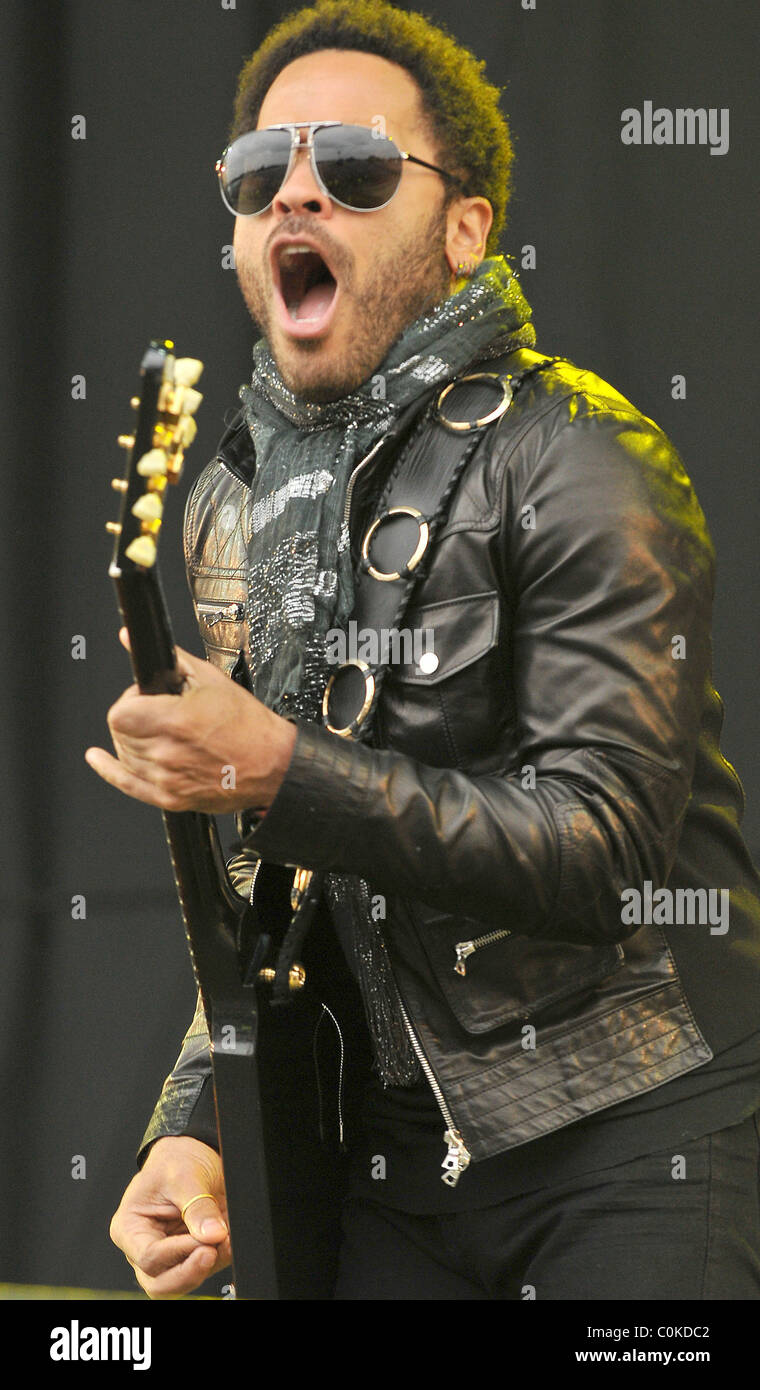 Lenny Kravitz V2008 Festival Day 1 Stafford, England - 16.08.08 ...