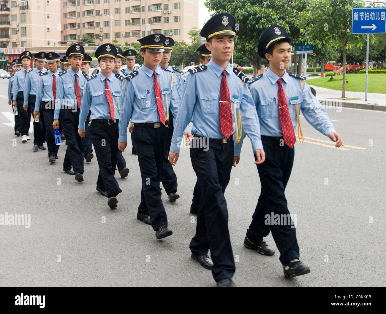 Paramilitary uniform hi-res stock photography and images - Alamy
