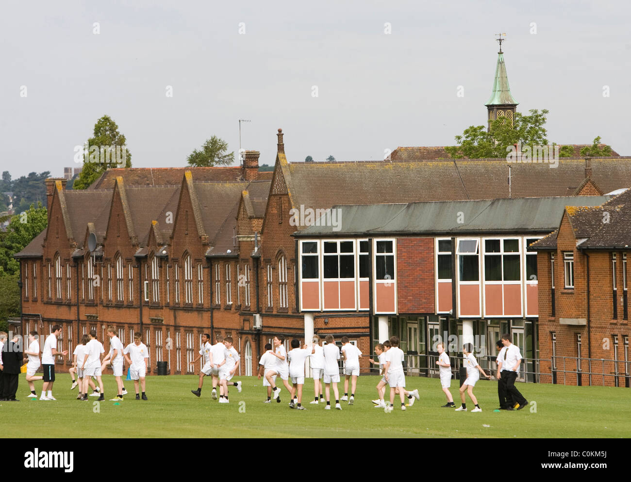 Pupils take part in Physical Education (P.E.) at Maidstone Grammar ...