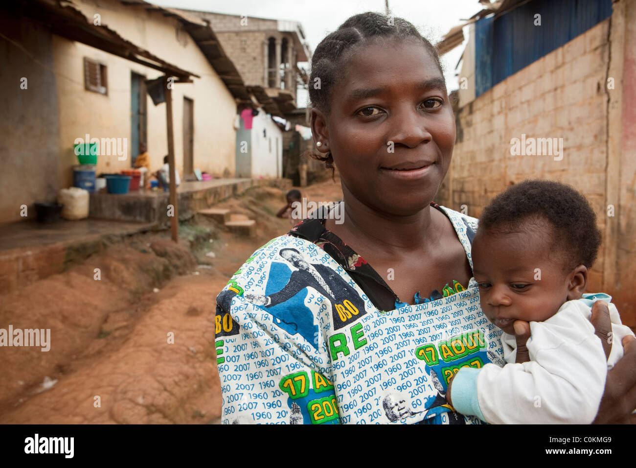 Single mother poverty african hi-res stock photography and images - Alamy