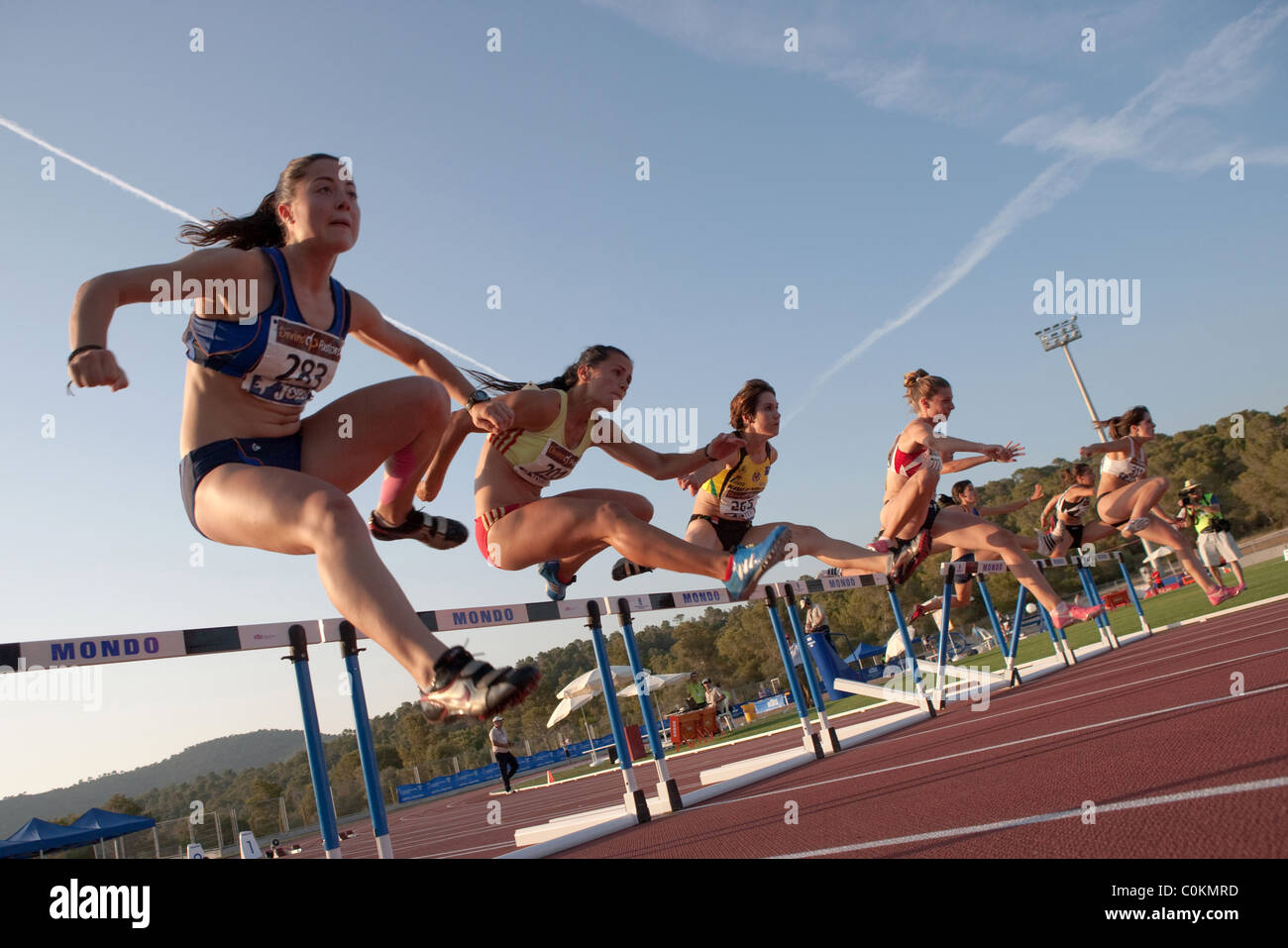 Athletics jumping hi-res stock photography and images - Alamy