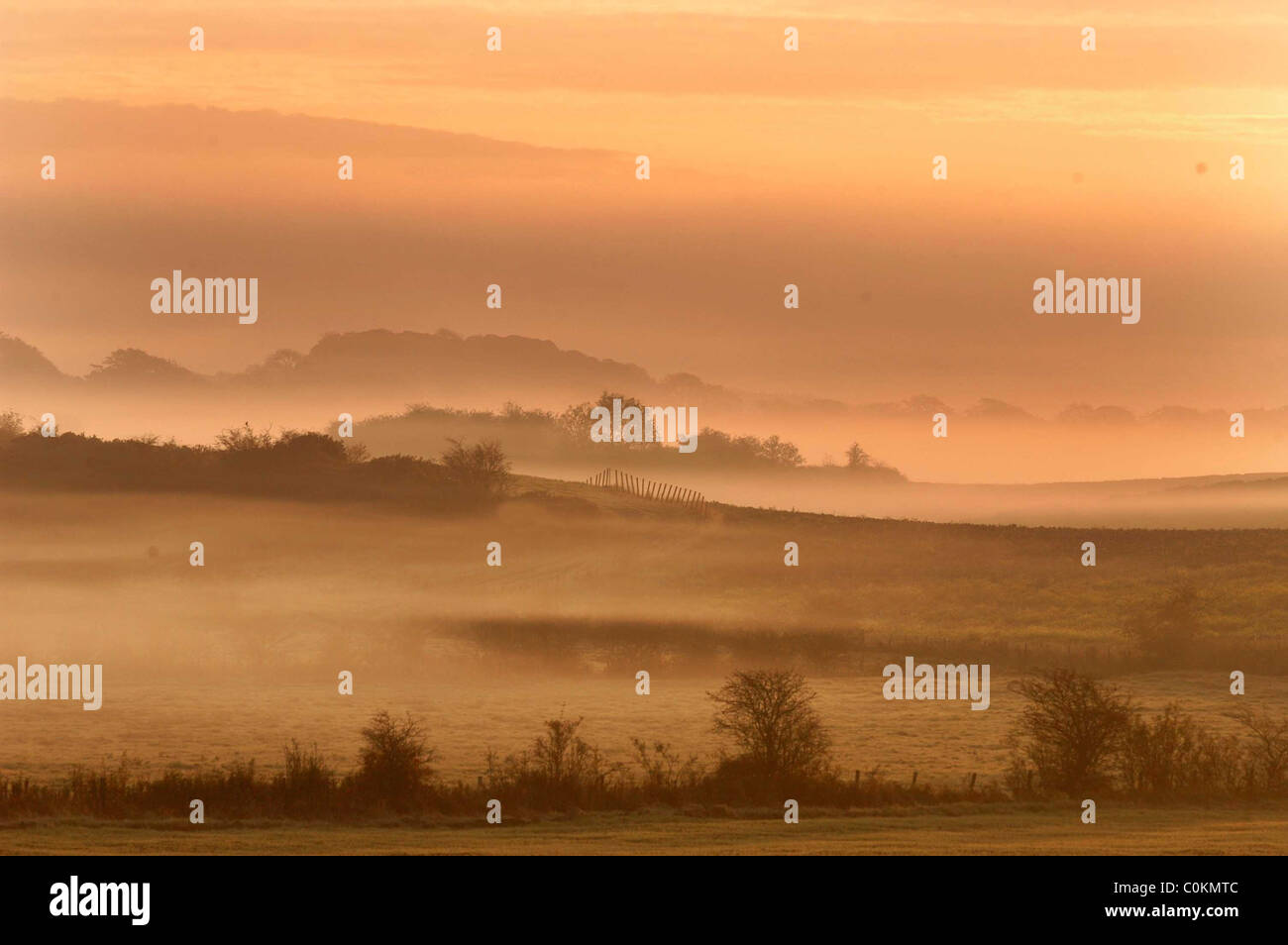 Pictured early morning mist on fields west of Dunfermline Stock Photo ...