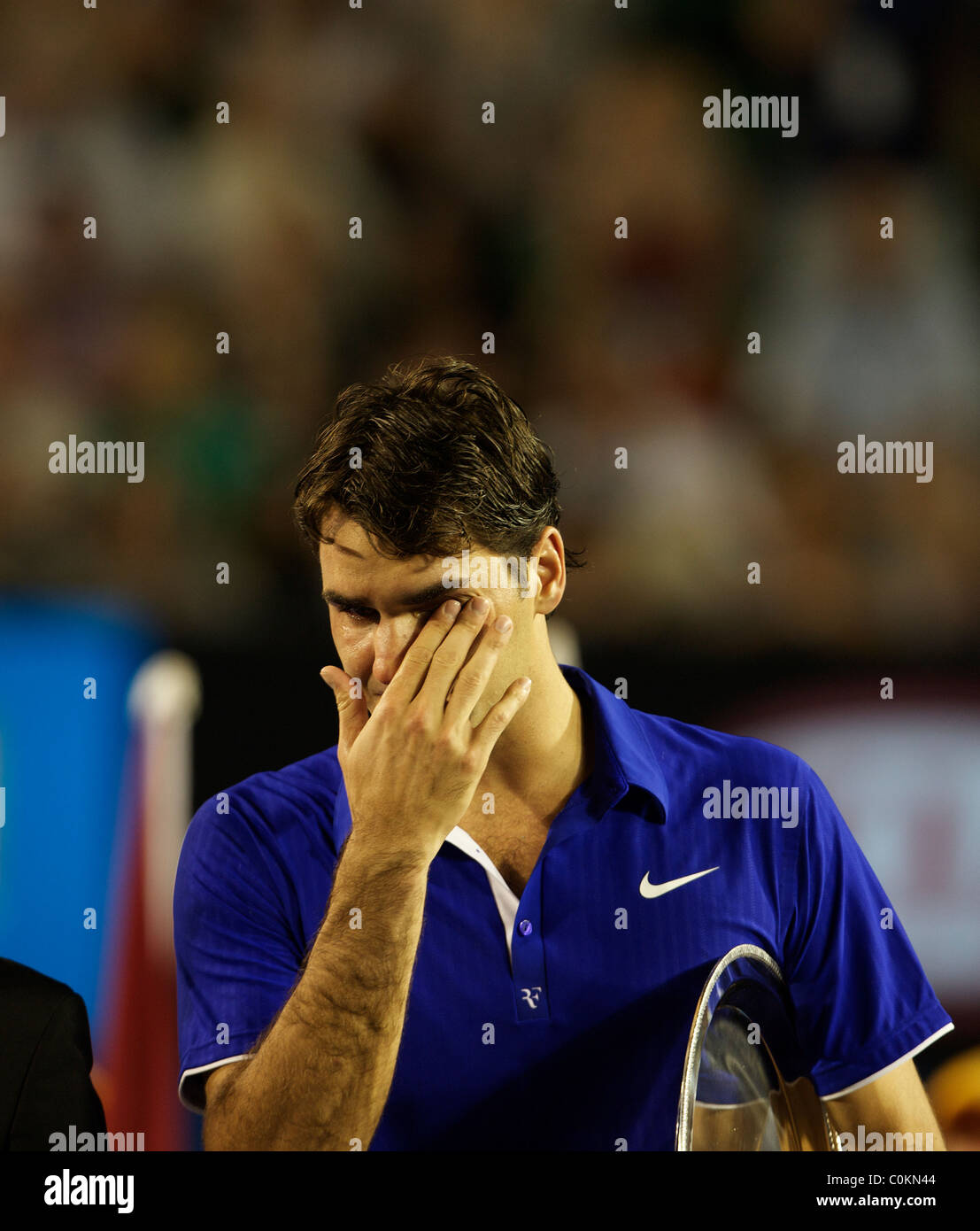 Tennis racquet breaks hi-res stock photography and images - Alamy