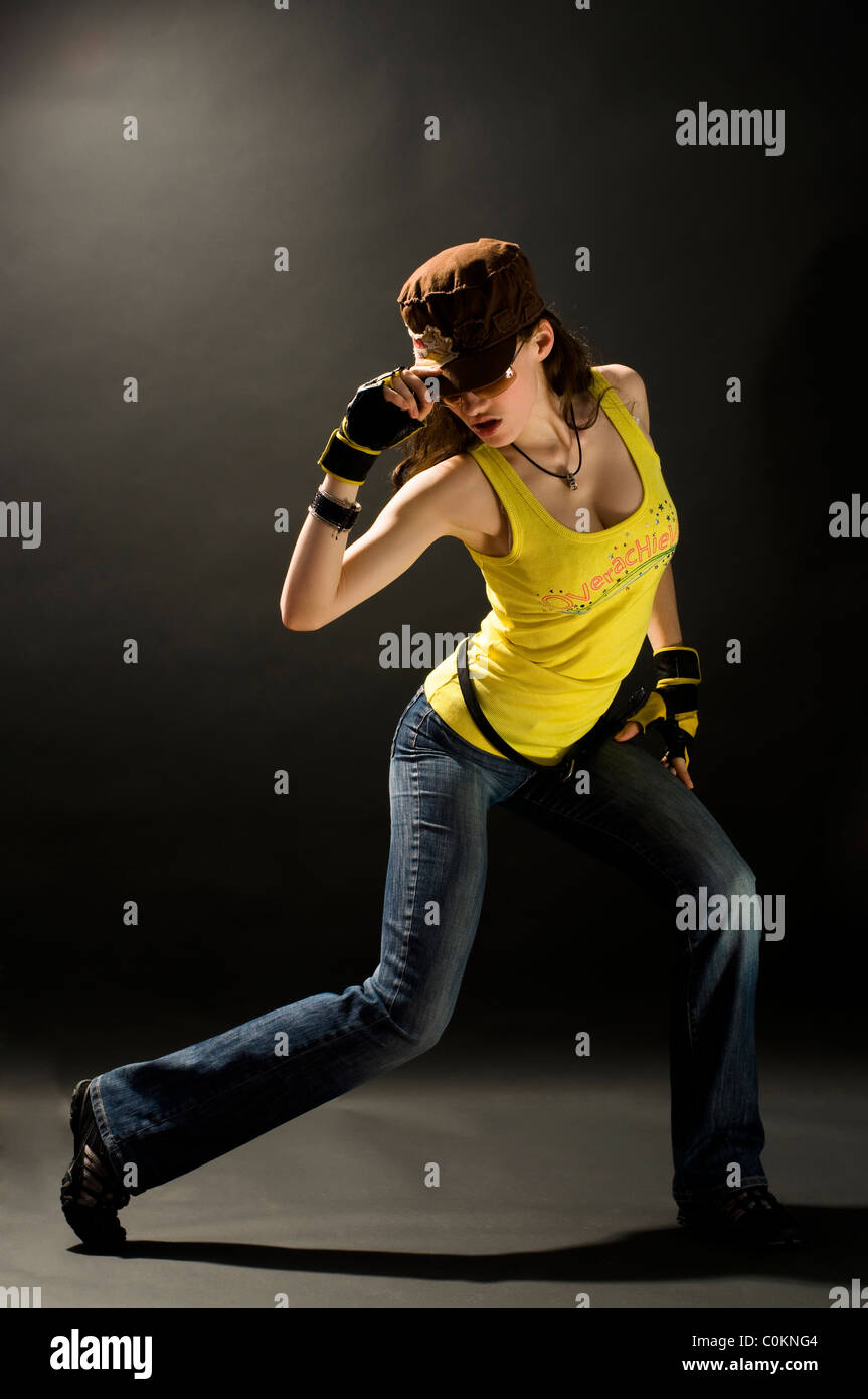 Dance hip hop clothing hi-res stock photography and images - Alamy