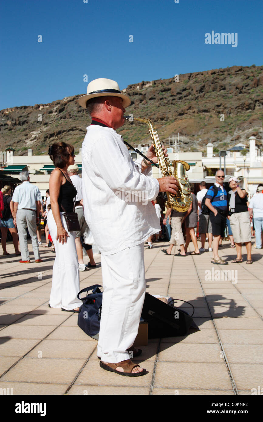 Puerto mogan market hi-res stock photography and images - Alamy