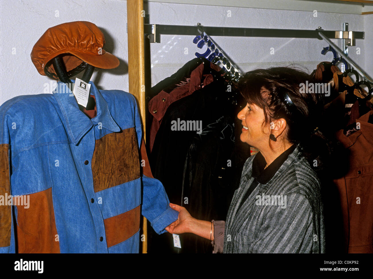 French-Canadian woman, shopper, shopping, clthing store, Petit ...
