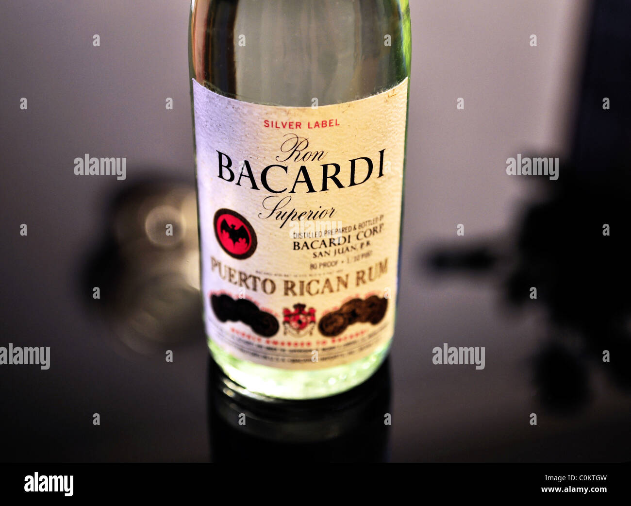 Original alcoholic hi-res stock photography and images - Alamy