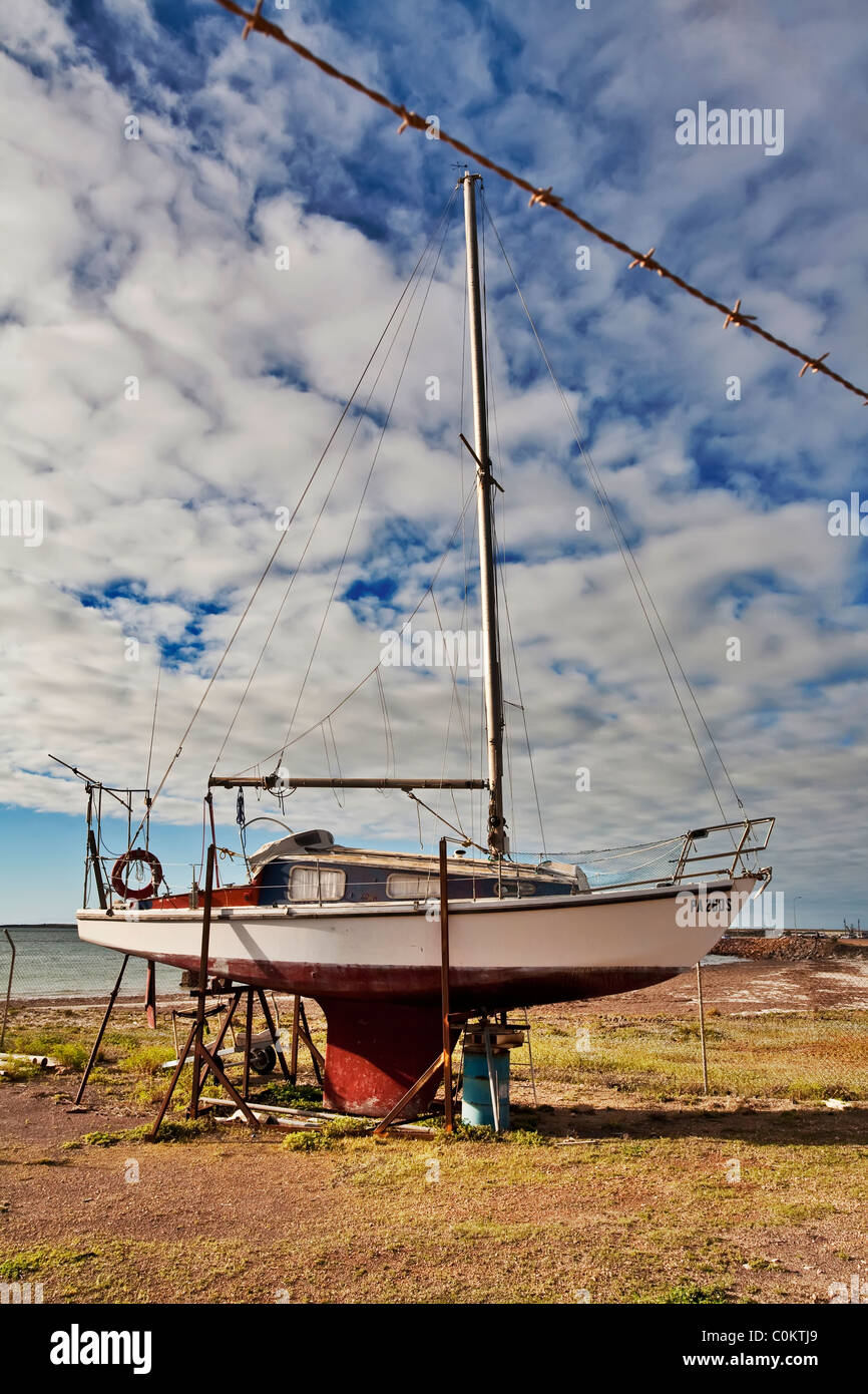 Marina drydock hi-res stock photography and images - Alamy
