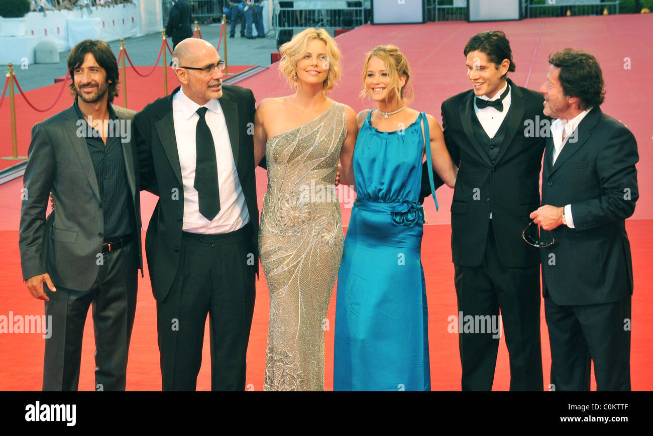 Jennifer Lawrence, Joaquim de Almeida, Charlize Theron, Guillermo ...