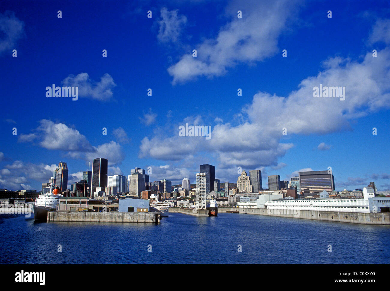 Old shipping freight dock hi-res stock photography and images - Alamy