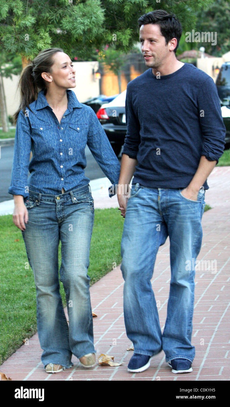 Jennifer Love Hewitt Husband Ross Mccall