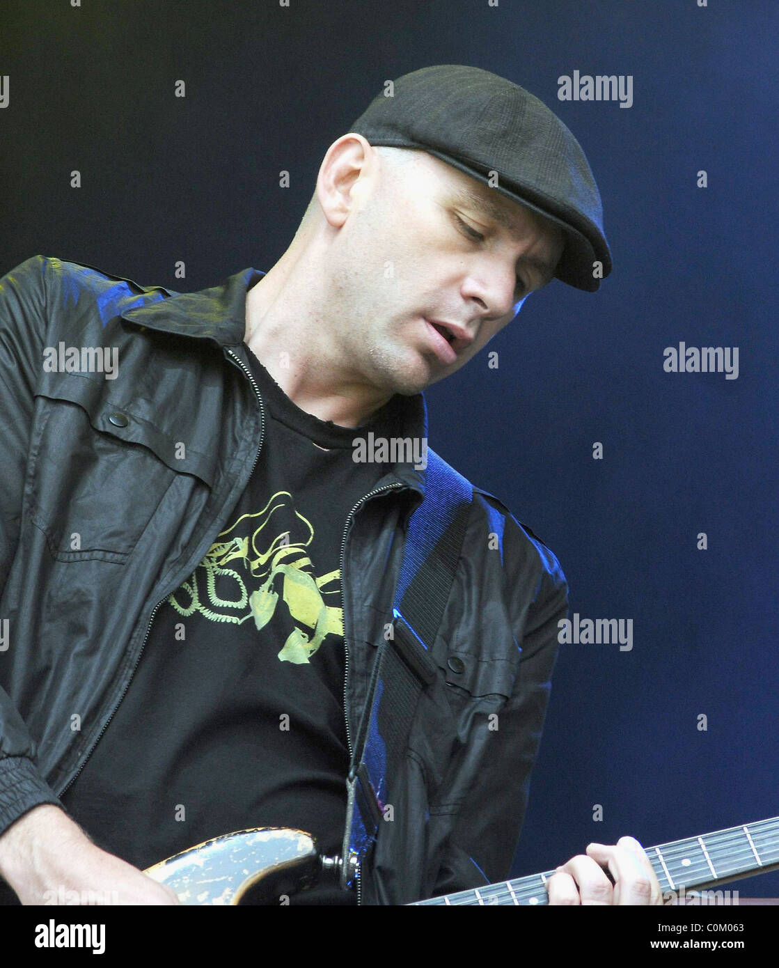Glen Power of The Script plays Marley Park Dublin, Ireland - 19.08.08 ...