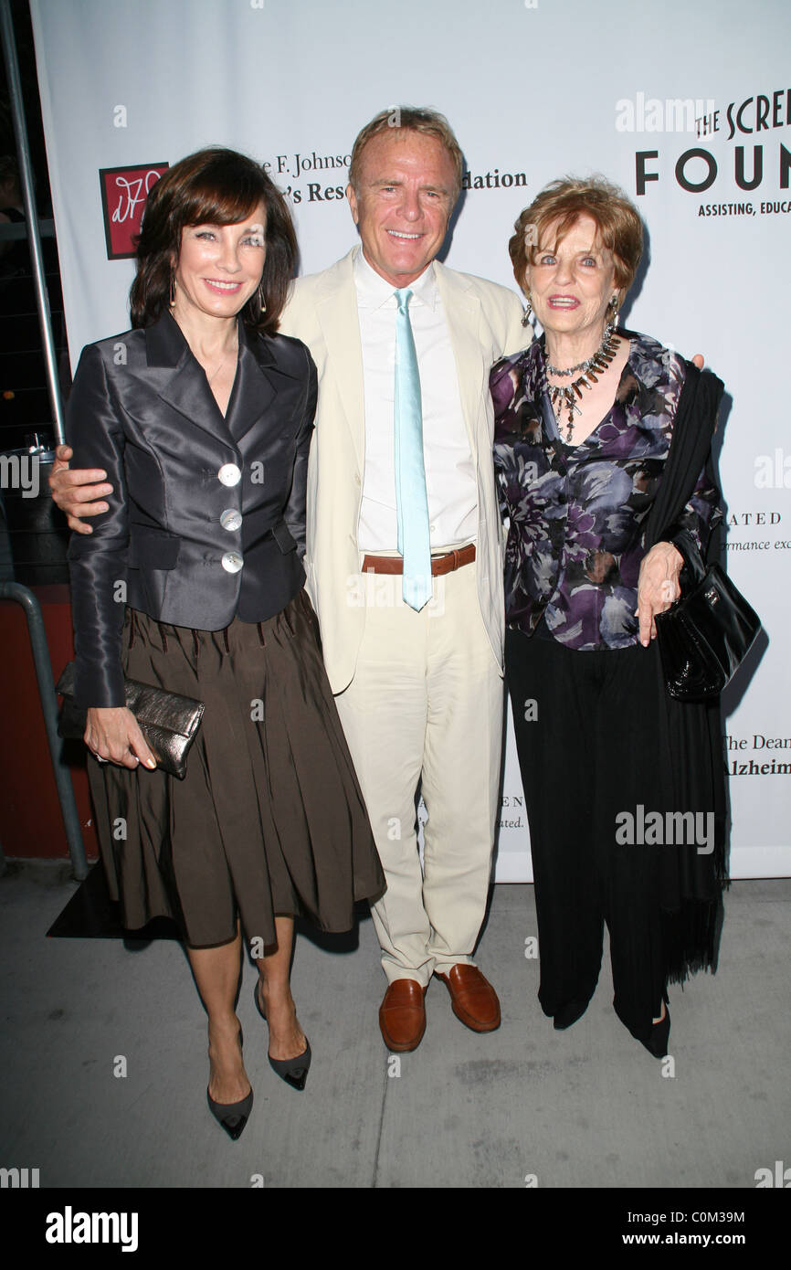 Anne Archer with her husband and mother The Dean F. Johnson Alzheimer ...