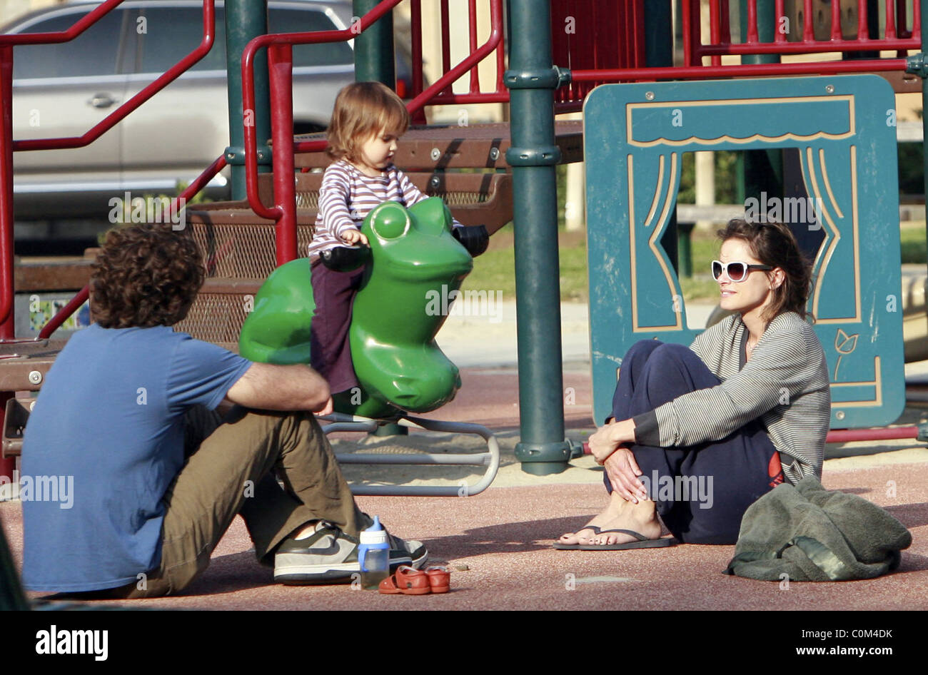 Actress Amanda Peet with husband David Benioff and daughter Frances ...
