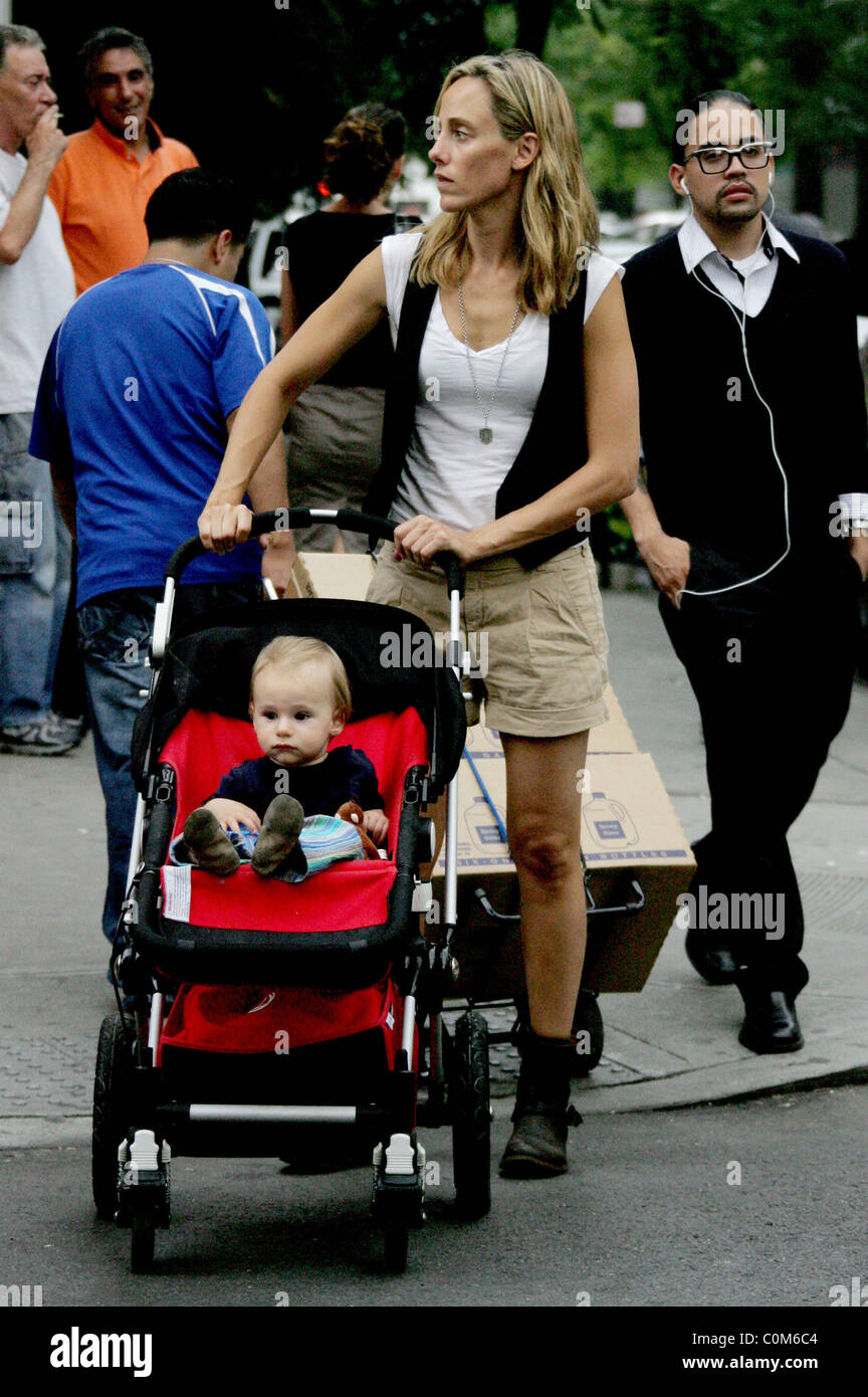 Actress Kim Raver takes her baby boy Leo Boyer for a stroll in ...