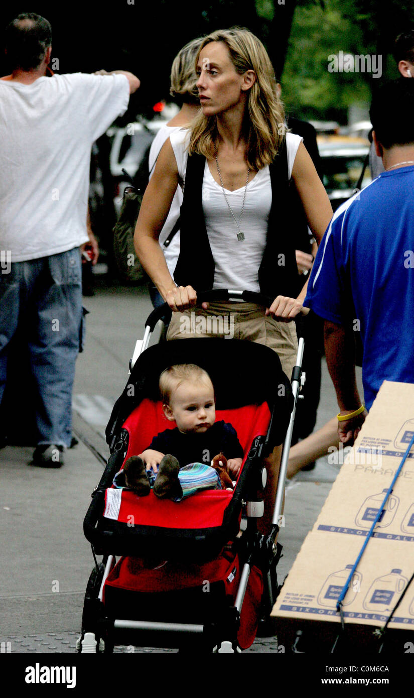 Actress Kim Raver takes her baby boy Leo Boyer for a stroll in ...