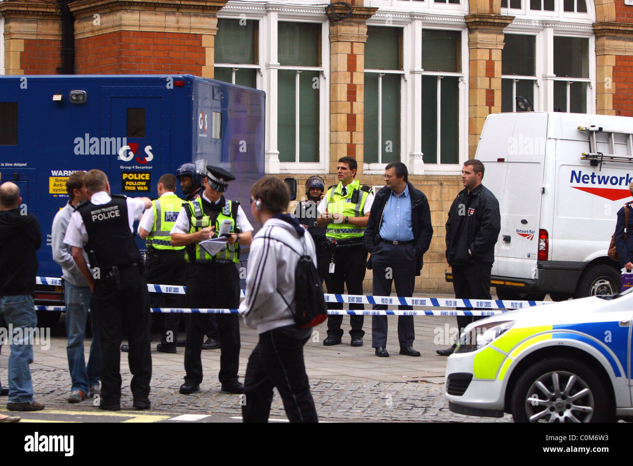 G4s security van robbery hi-res stock photography and images - Alamy