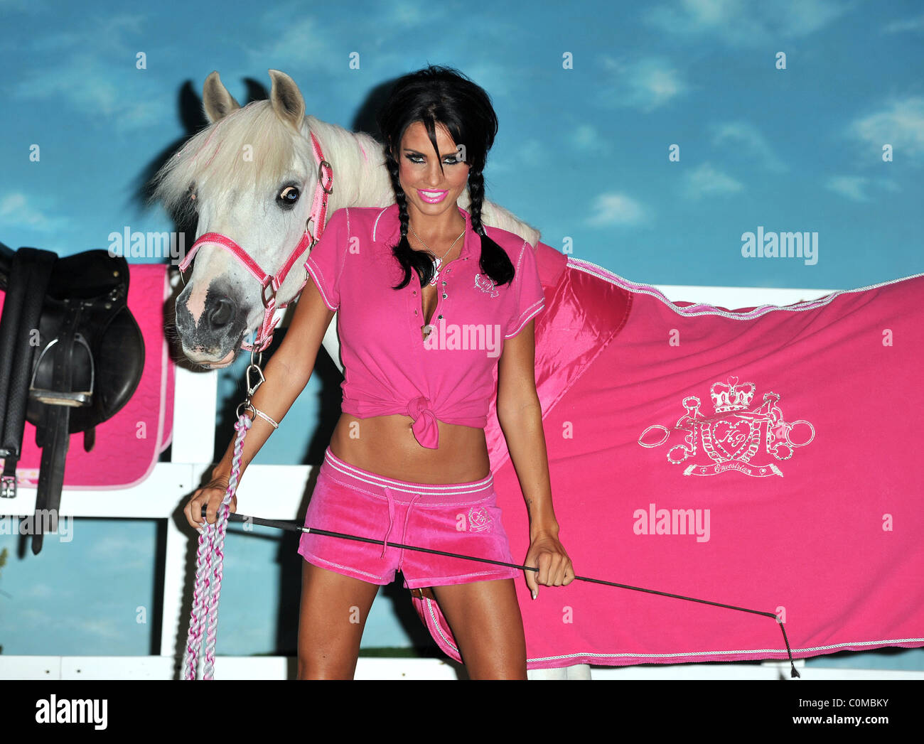 Katie Price launches KP Equestrian, her new line of clothing for horses ...