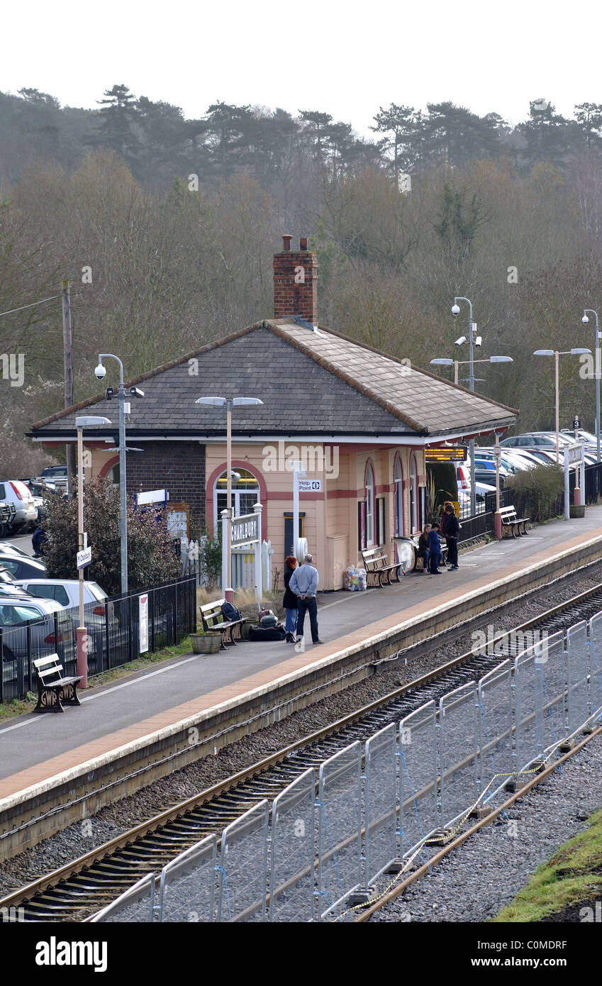 Station charlbury oxfordshire hi-res stock photography and images - Alamy