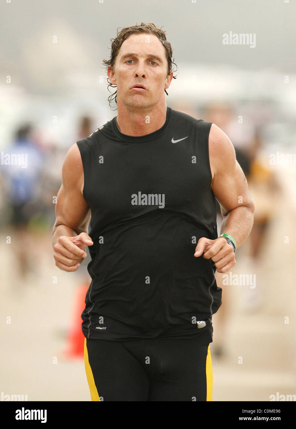 Matthew McConaughey competing in the Nautica Malibu Triathlon Los ...