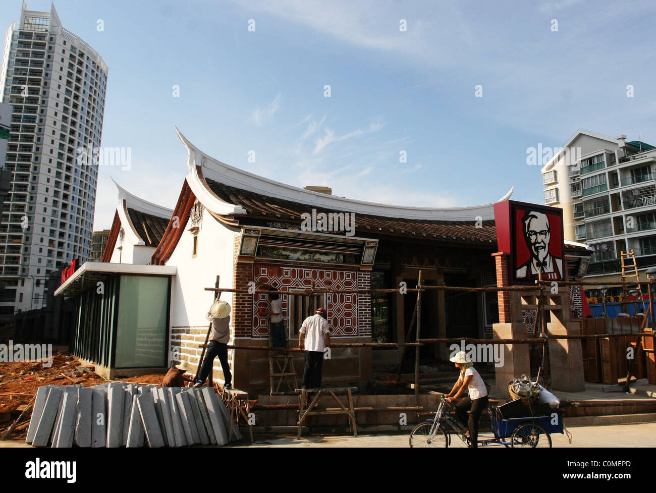 CHICKEN SHACK It's the wackiest fast food bar in the world! This ...