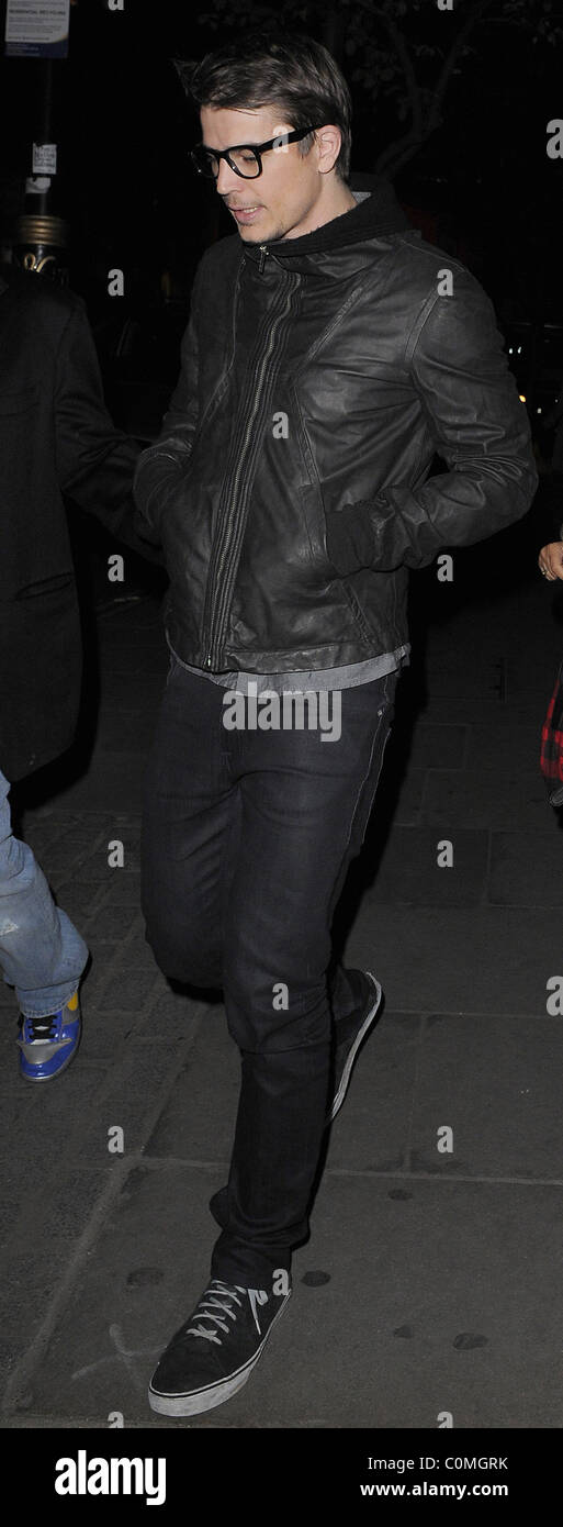 Josh Hartnett leaving Bungalow 8 nightclub at 2am. London, England - 16 ...