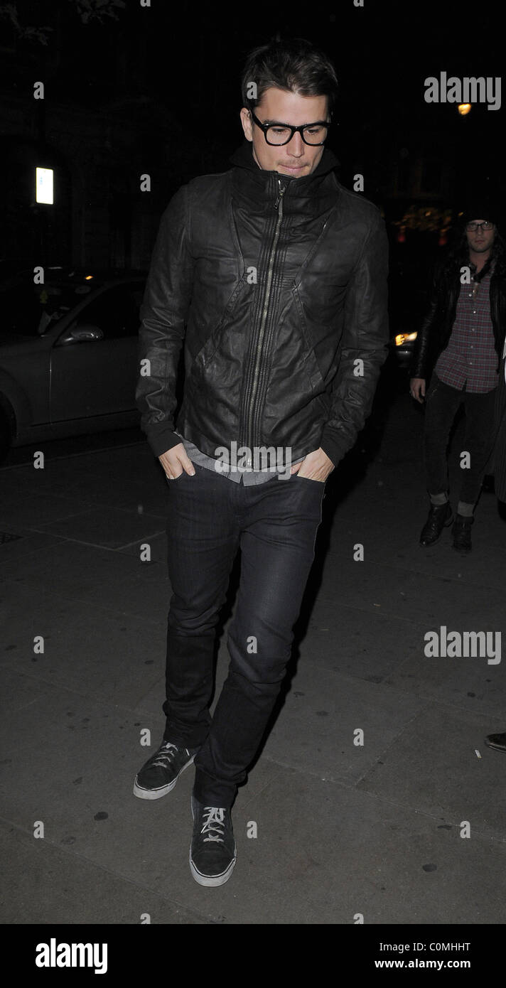 Josh Hartnett arriving at Bungalow 8 nightclub London, England - 15.09. ...