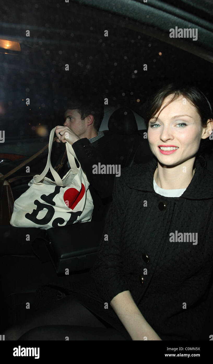 Sophie Ellis Bextor and Richard Jones of The Feeling ZooQoo launch ...