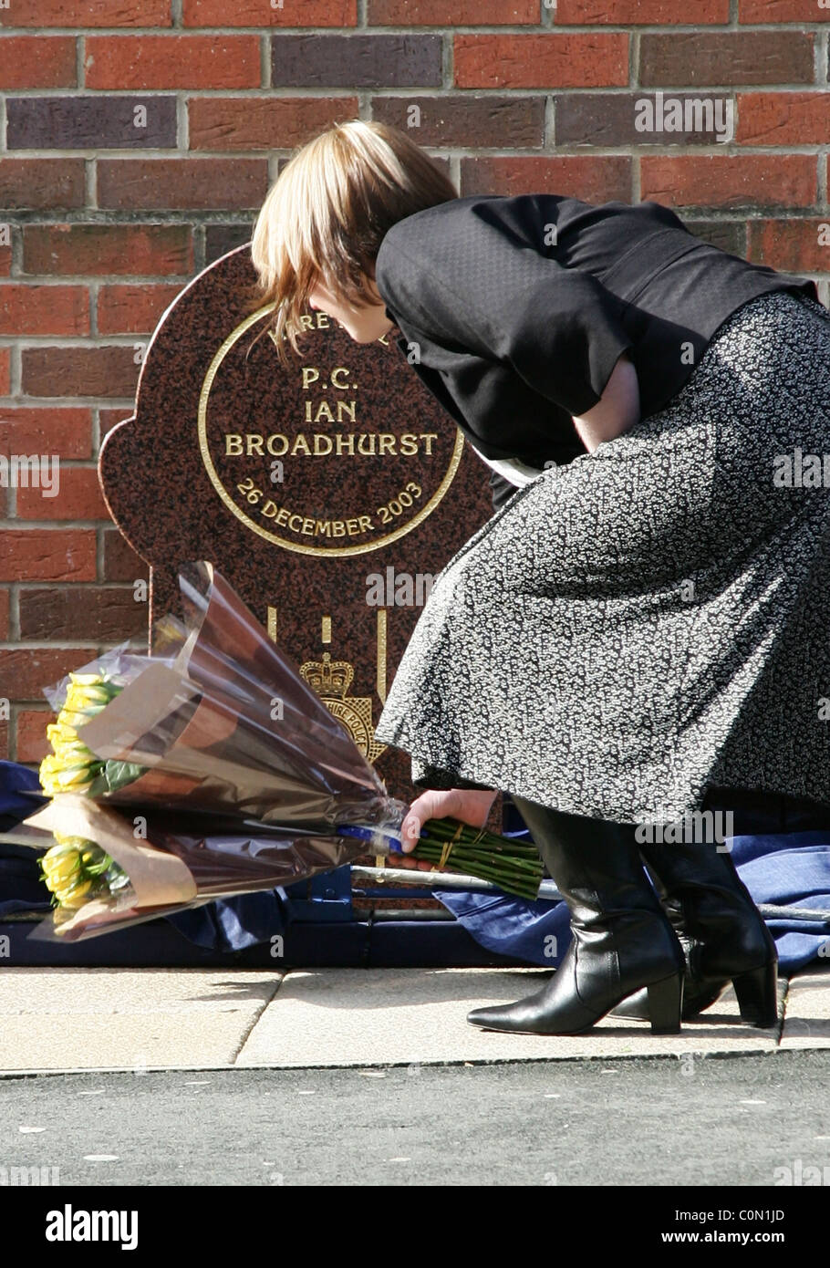 PC Broadhurst's widow Eilisa Broadhurst PC Ian Broadhurst's family and ...