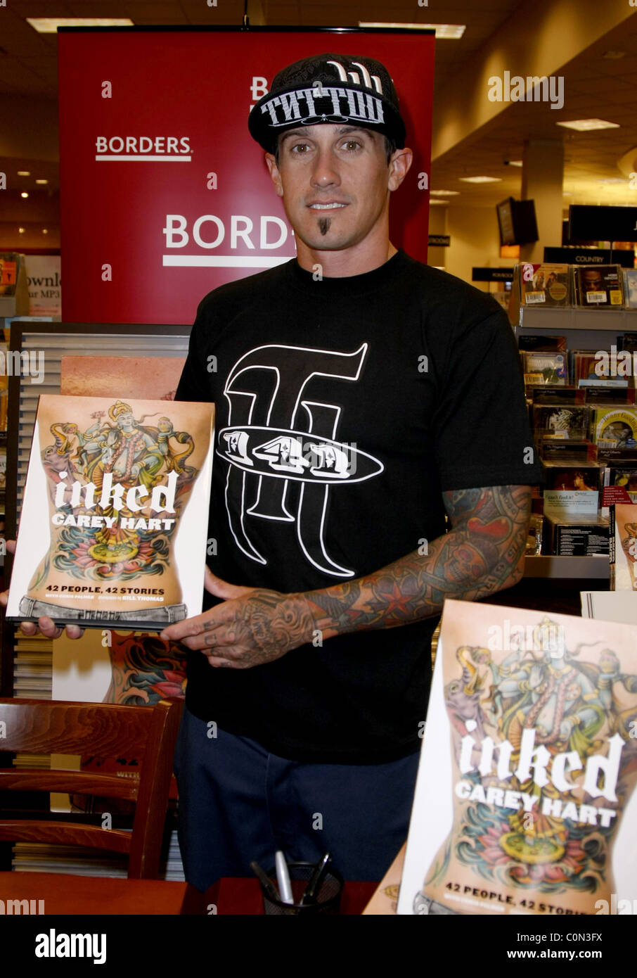 Carey Hart book signing at Borders Book Store at Town Center Las Vegas ...