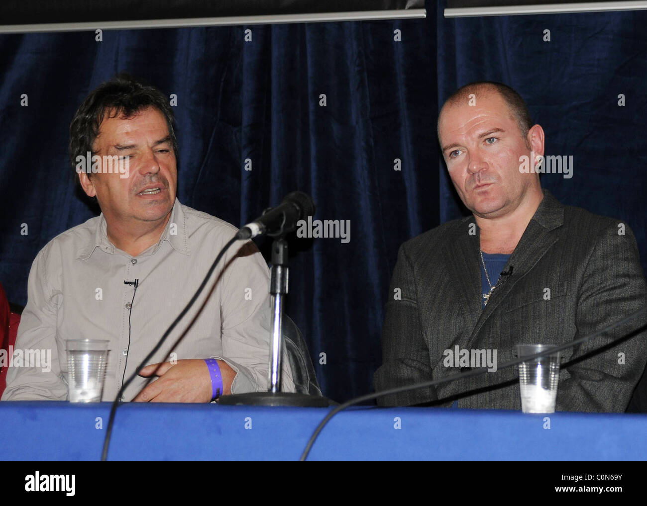 Neil jordan gavin friday hi-res stock photography and images - Alamy