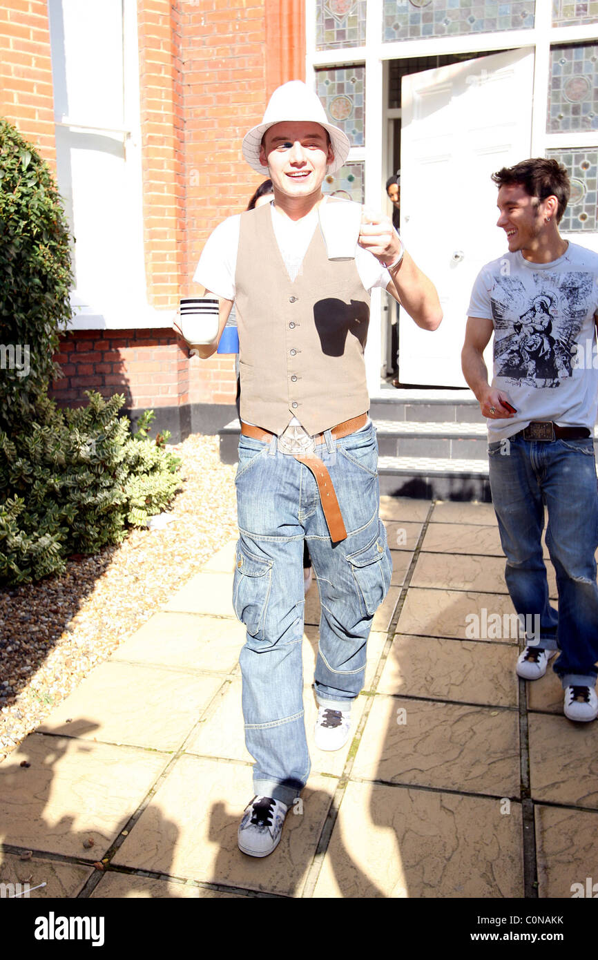 X Factor finalists Austin Drage and Scott Bruton bring tea to ...